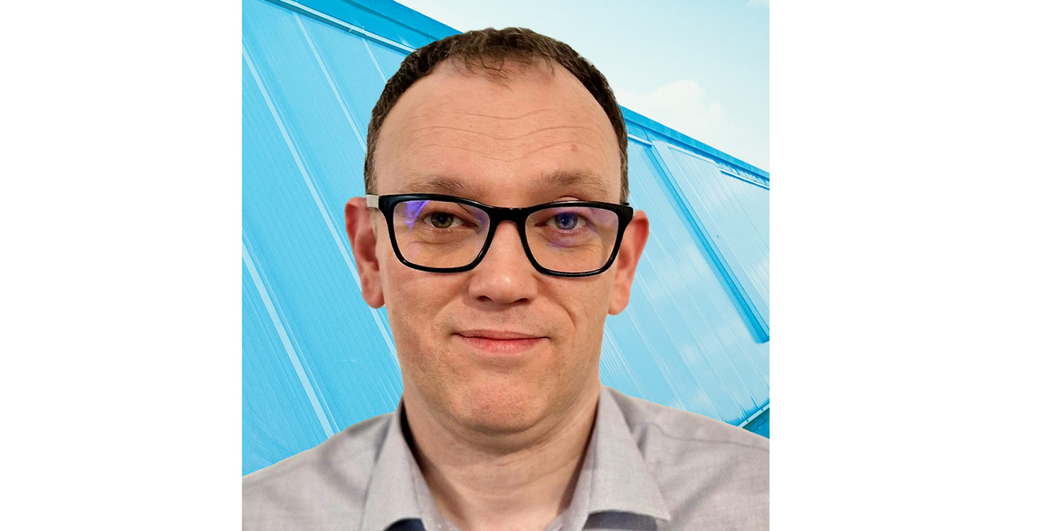 roof windows, SHEV rooflights, skylights & glass roof | LAMILUX